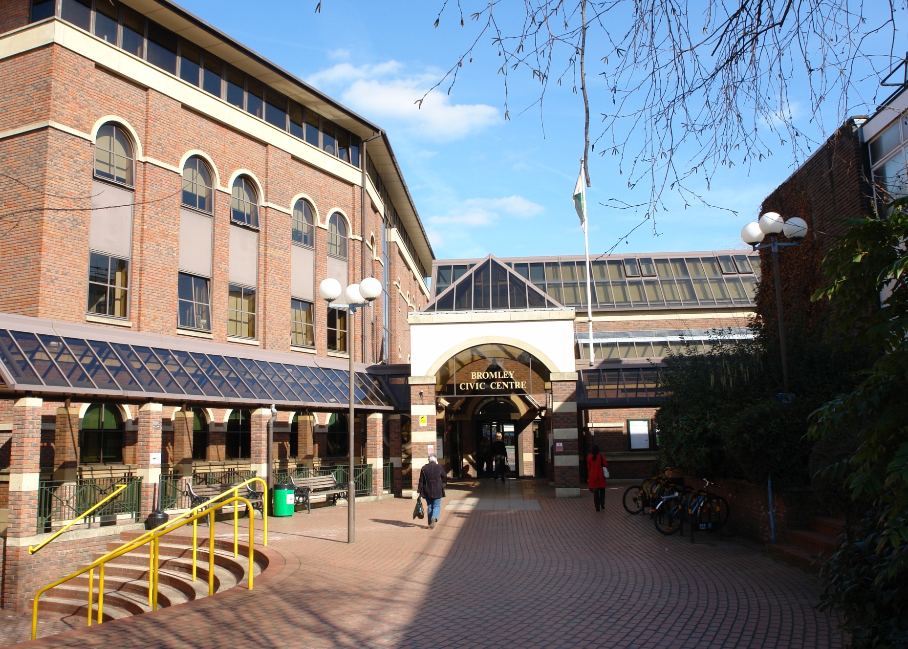 Mass vaccination centre to open in Bromley Civic Centre Great Hall ...